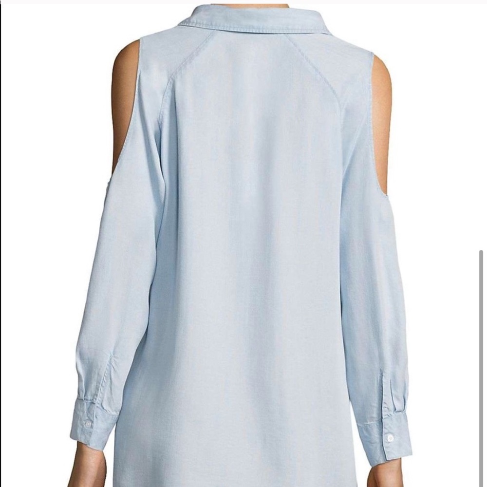 Rails Lana Cold Shoulder Chambray Top Medium - Gem